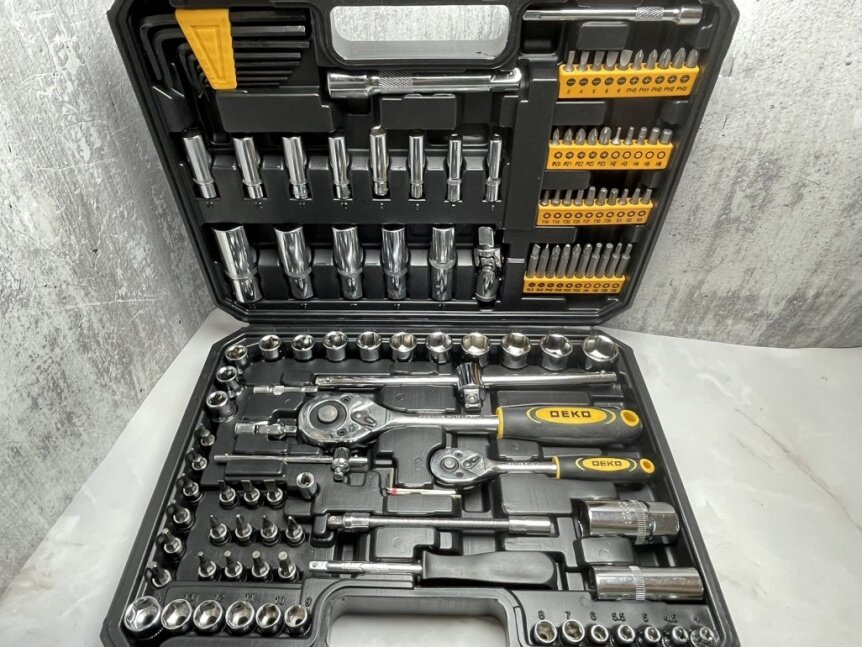 Набор инструментов DEKO DKAT121 , 121 предмет