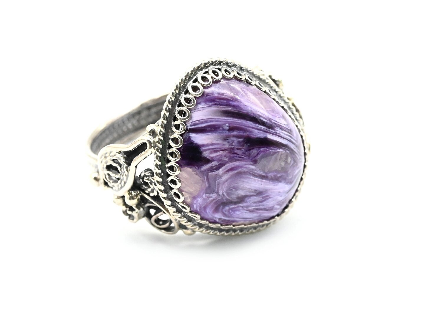 Кольцо, чароит