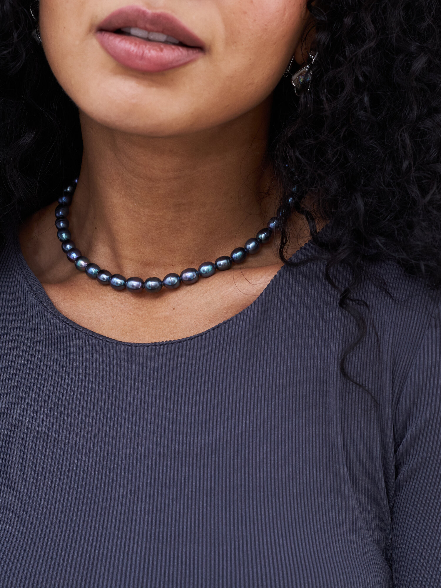 Колье, перламутр