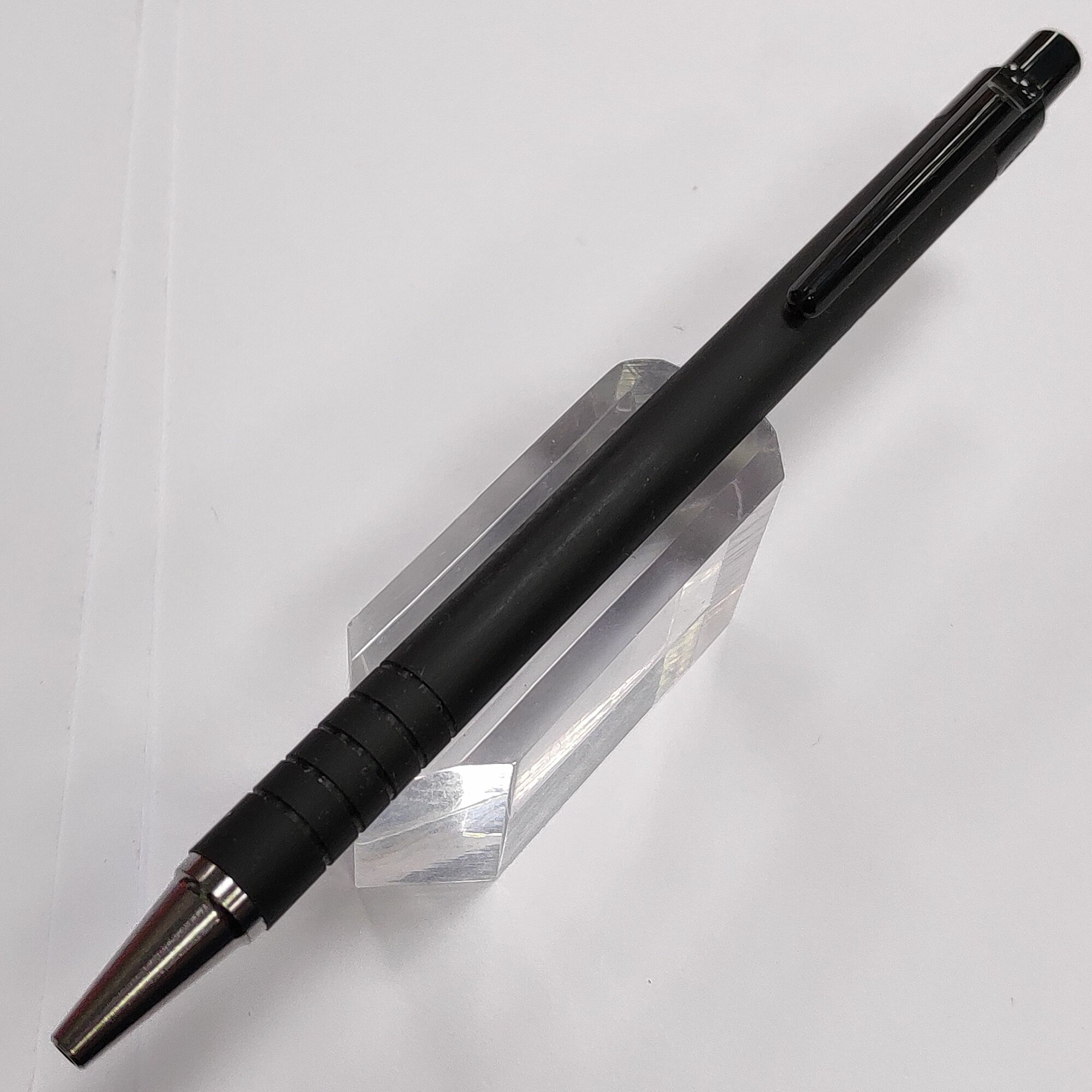 Ручка Pilot "RESIN" BLACK.