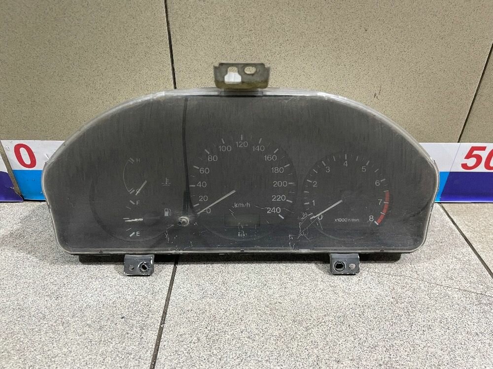 Панель приборов Mazda 626 GF GE6V55430D
