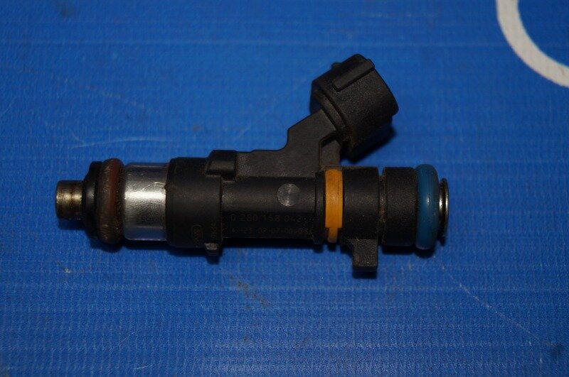 Форсунка Infiniti FX35 S50 VQ35DE 2008 (б/у) 0280158042