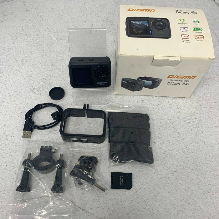 Экшн-камера DIGMA DiCam790