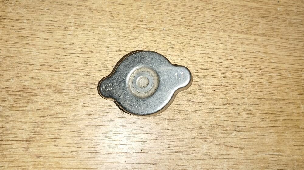 Крышка радиатора охлаждения Kia Spectra 0K2C615205A