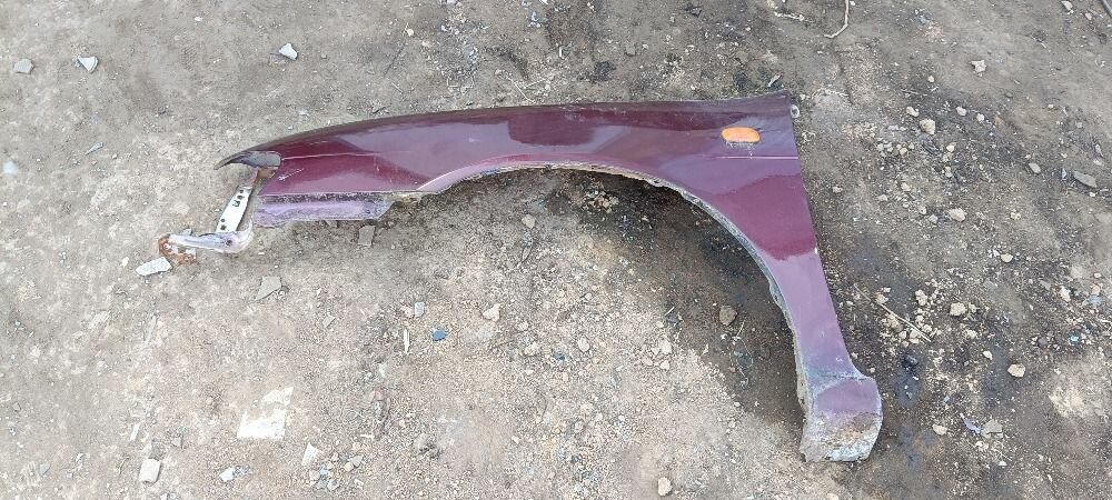 Крыло переднее правое Nissan Almera N15 1995-2000