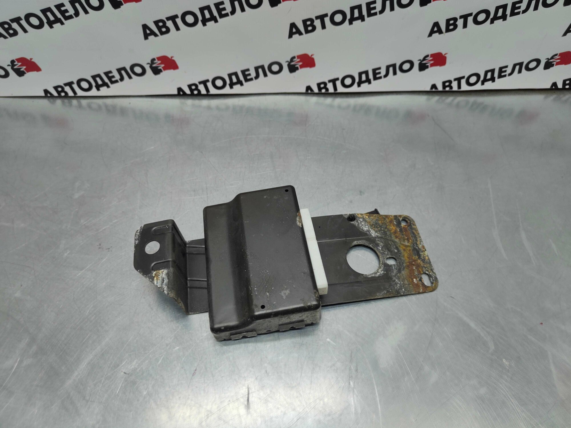 Блок управления ABS Mazda Capella GV8W 1995 г.в