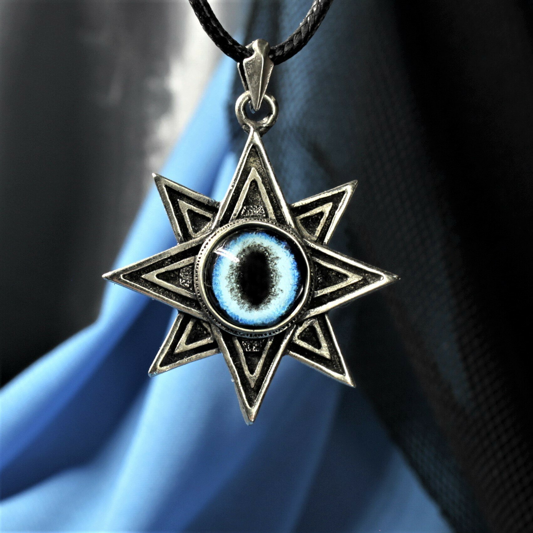 Чокер, стекло