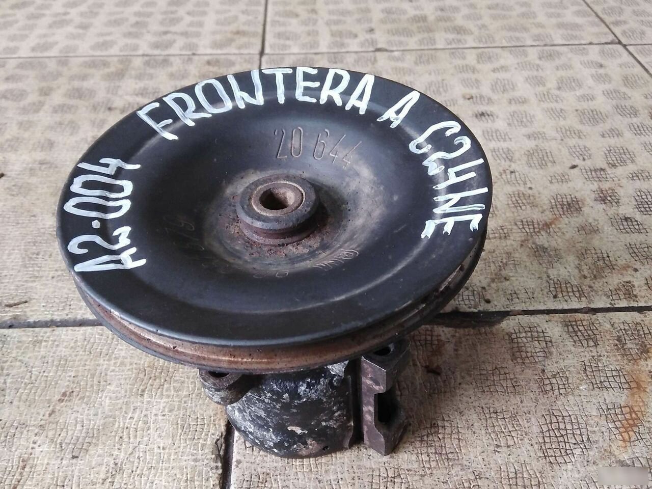 Насос ГУР Opel Frontera A (1992—1998) 90392912 93175576