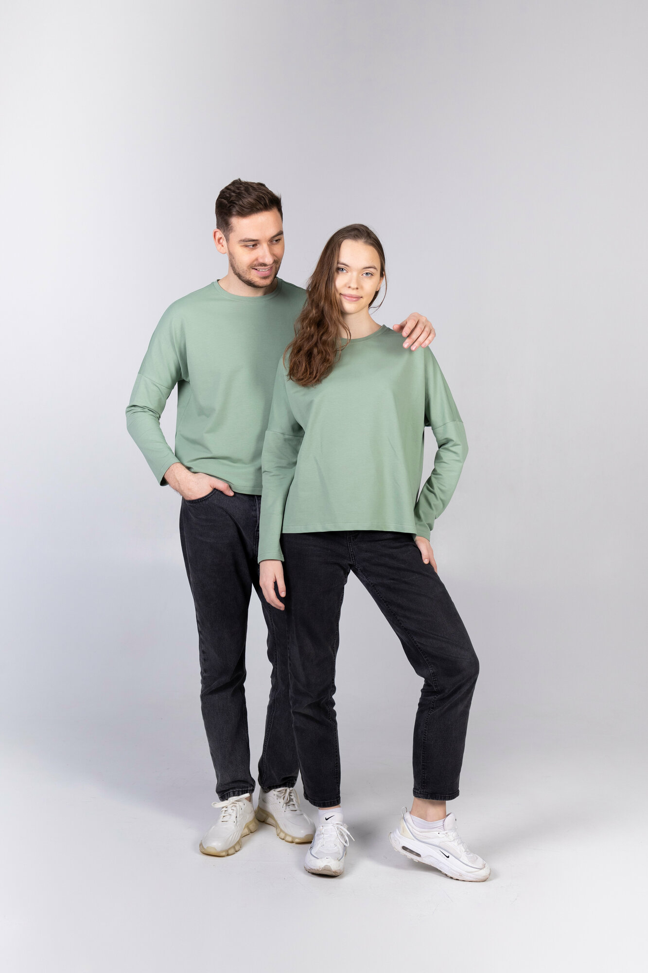 Лонгслив базовый унисекс