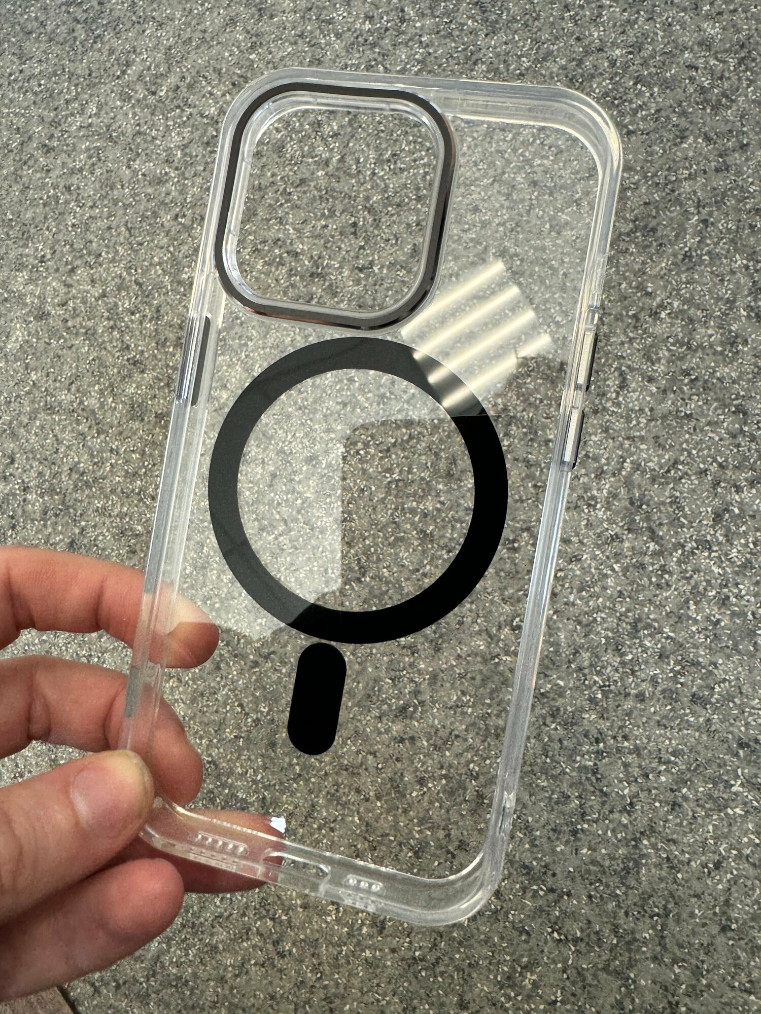 Чехол MyPads Cesa для iPhone 13 Pro тонкая пластиковая крышка прозрачная окантовка камеры с Macsafe черный MyPads