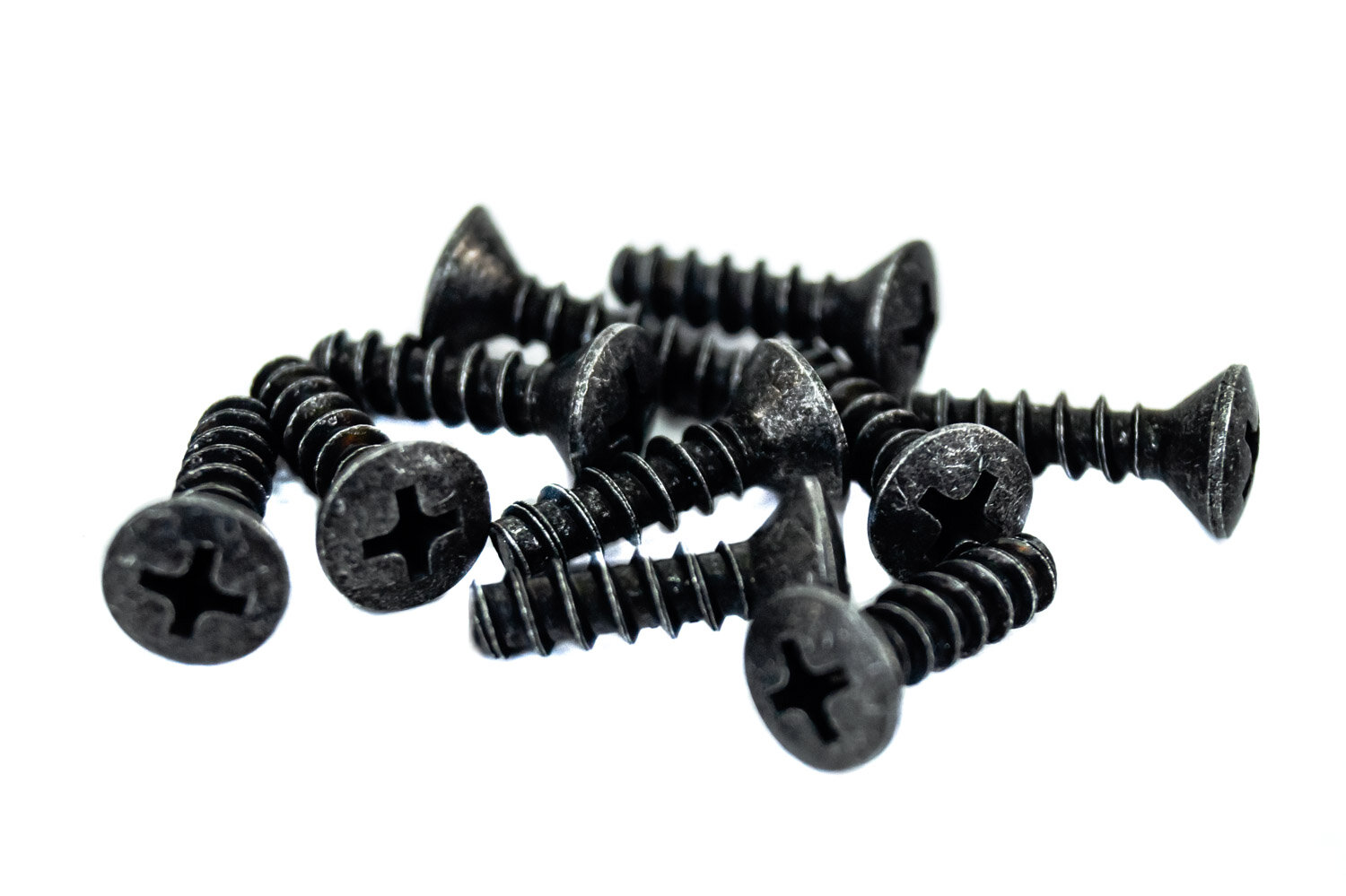 Саморезы для черных солнцезащитных козырьков для Лада, Датсун, Шевроле