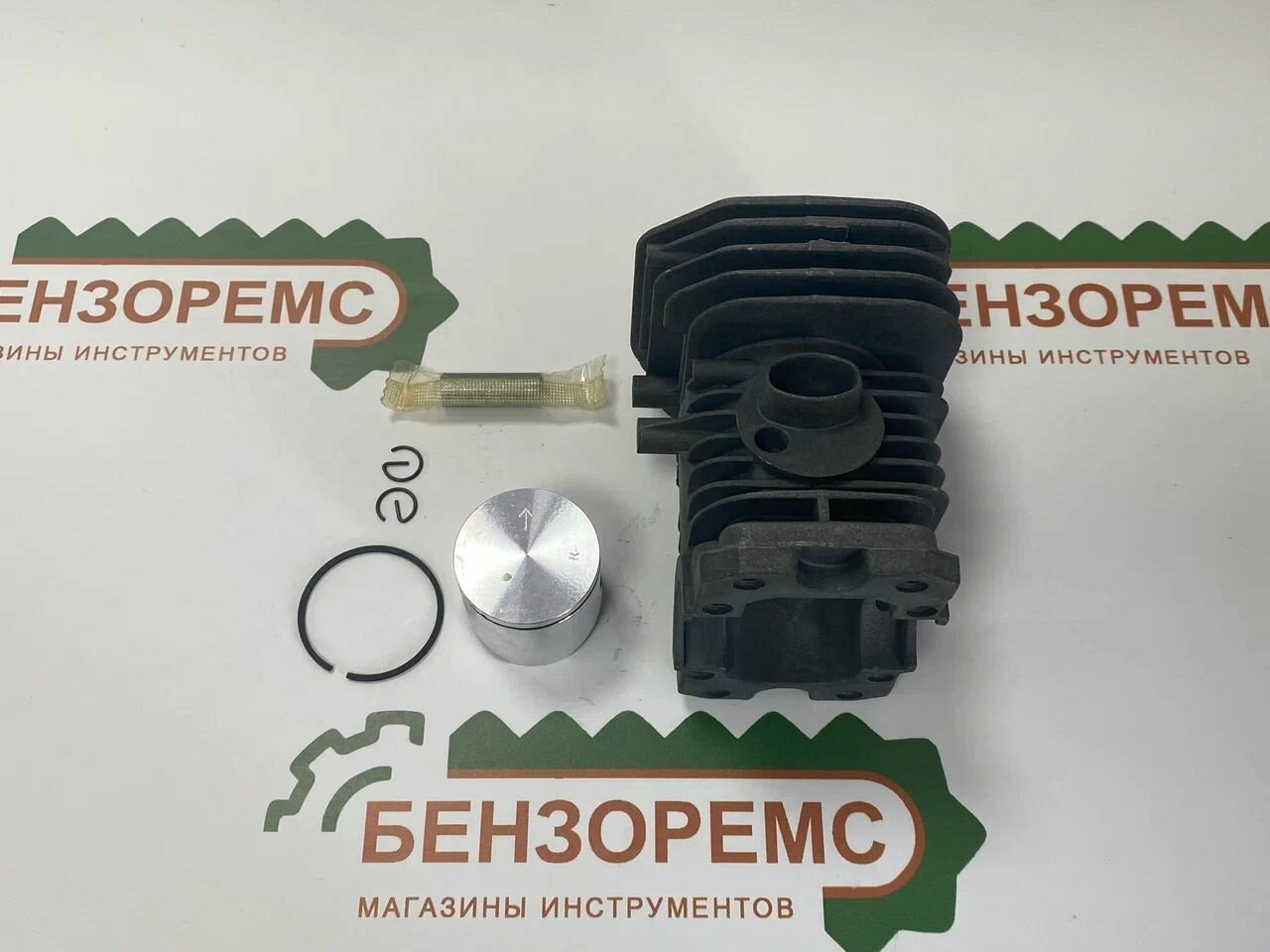Цилиндро-поршневая группа для бензопилы Husqvarna 137, 142 (38 мм)