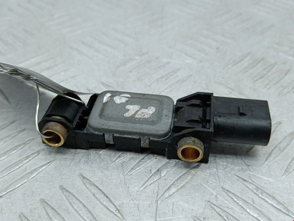 Датчик удара Audi A4 B6 8E0959651 арт. 1945374