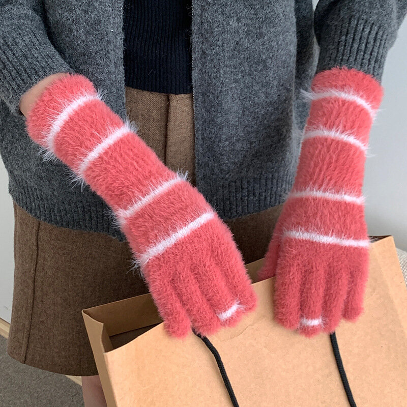 Перчатки для мужчин и женщин