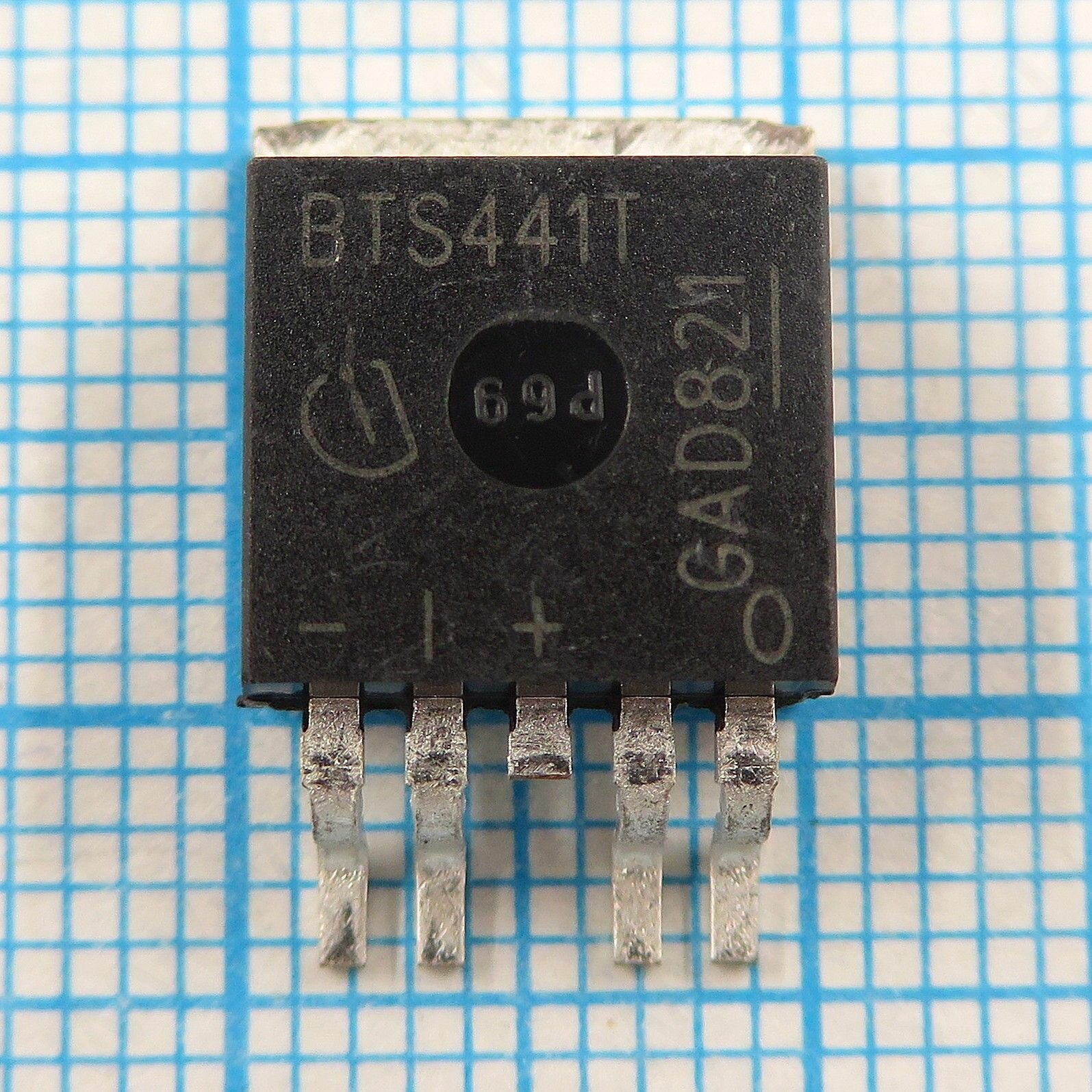 BTS441T - Коммутатор аналоговых сигналов