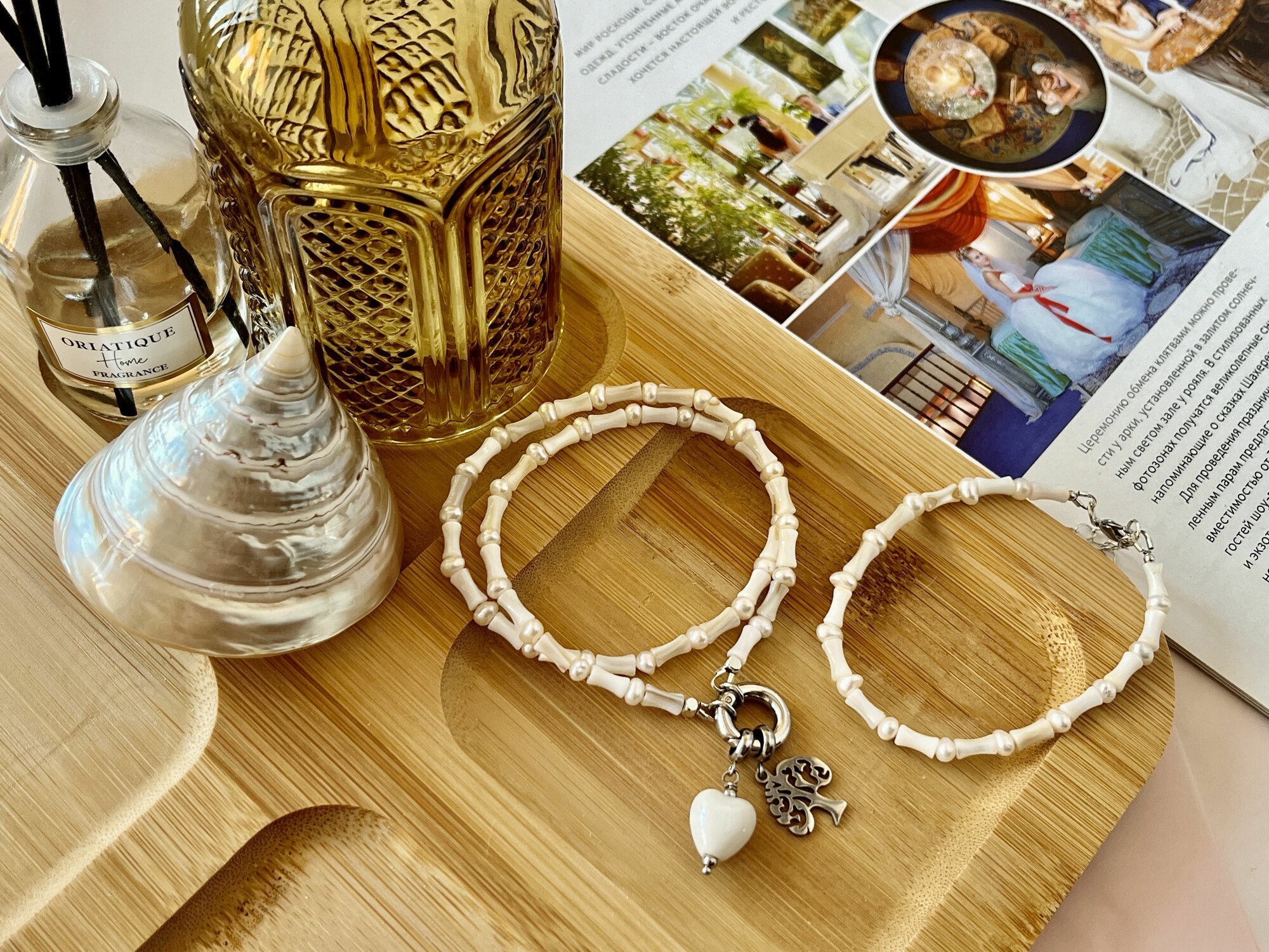 Комплект бижутерии: колье, эмаль, металл, ракушка, жемчуг культивированный, стекло