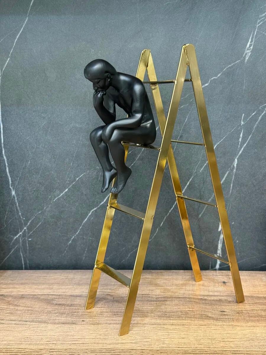 Фигурка "Мыслитель на лестнице" 30,6 см