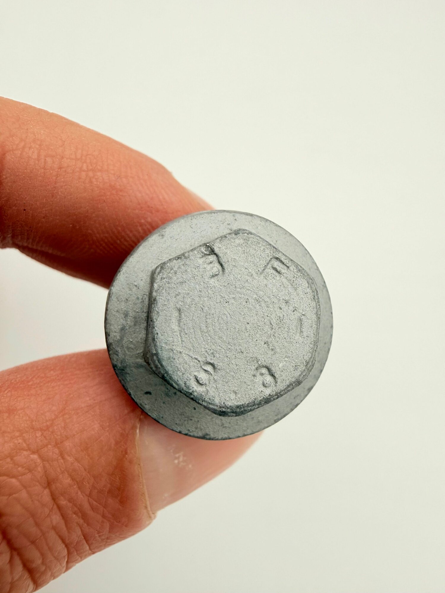 Болт М8х1,25х65 (10шт) VAG оригинал, винт с буртиком, с 6-гр. головкой, М8х65, шаг резьбы 1.25, класс прочности 8.8, 3F, N10604402