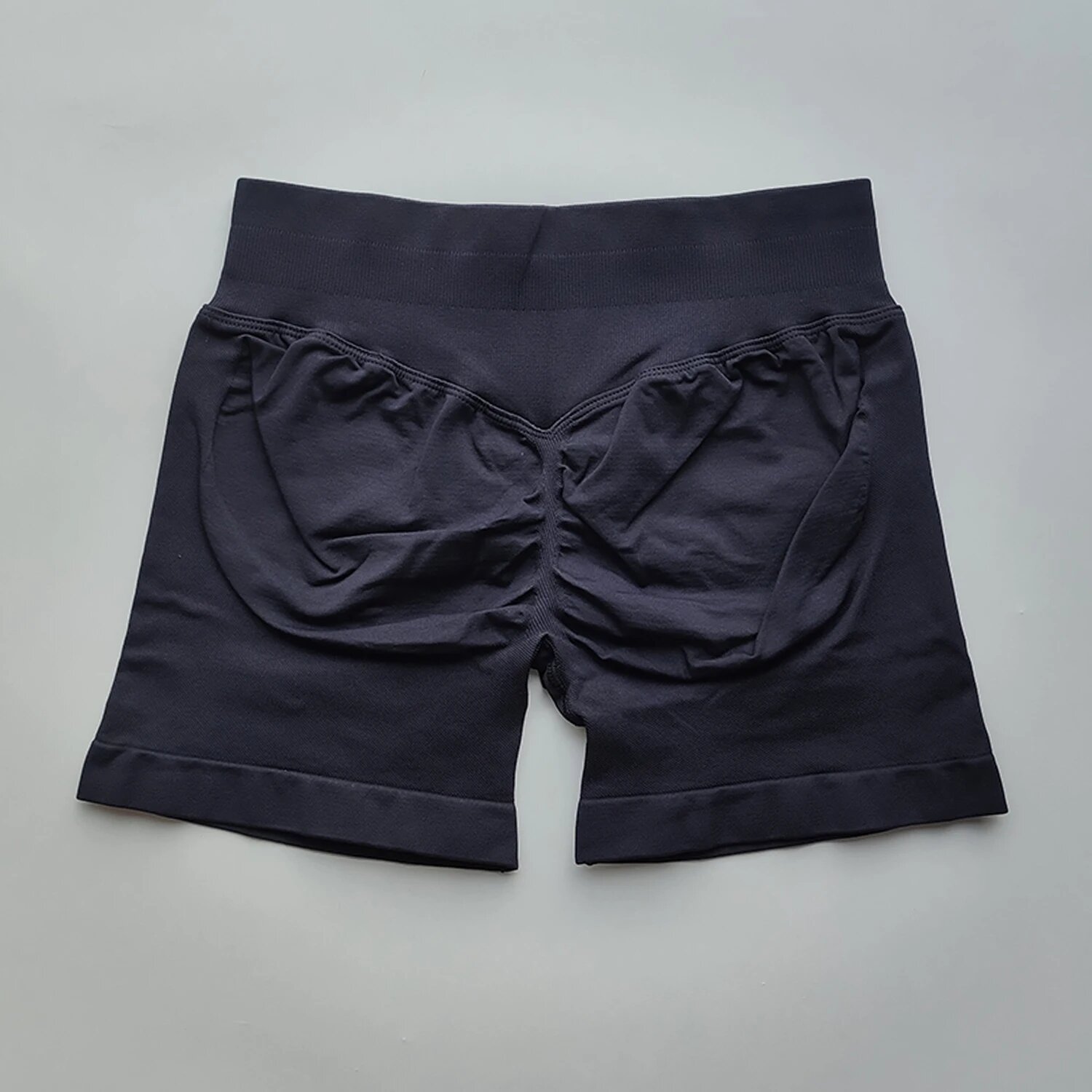 Шорты спортивные