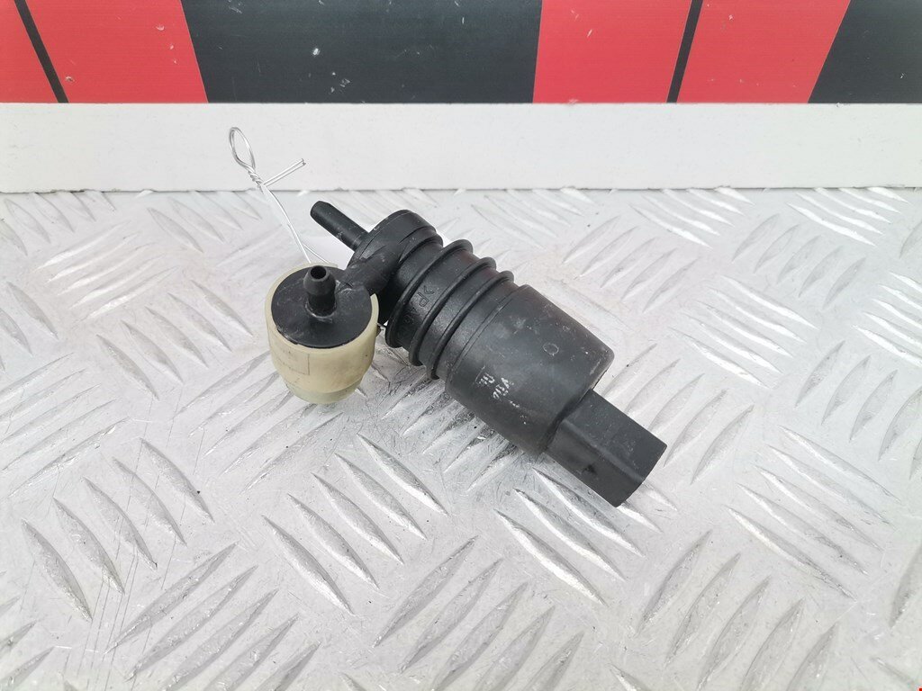 Насос (моторчик) омывателя Volkswagen Lupo 1K6955651 арт. 1920850