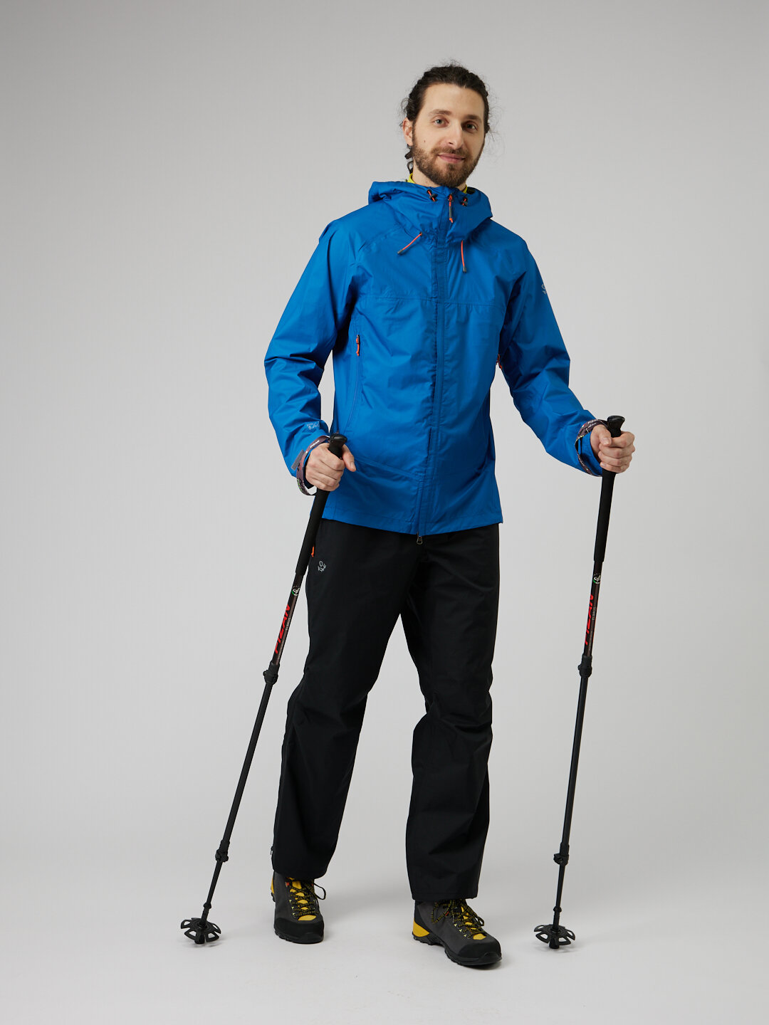 Куртка спортивная