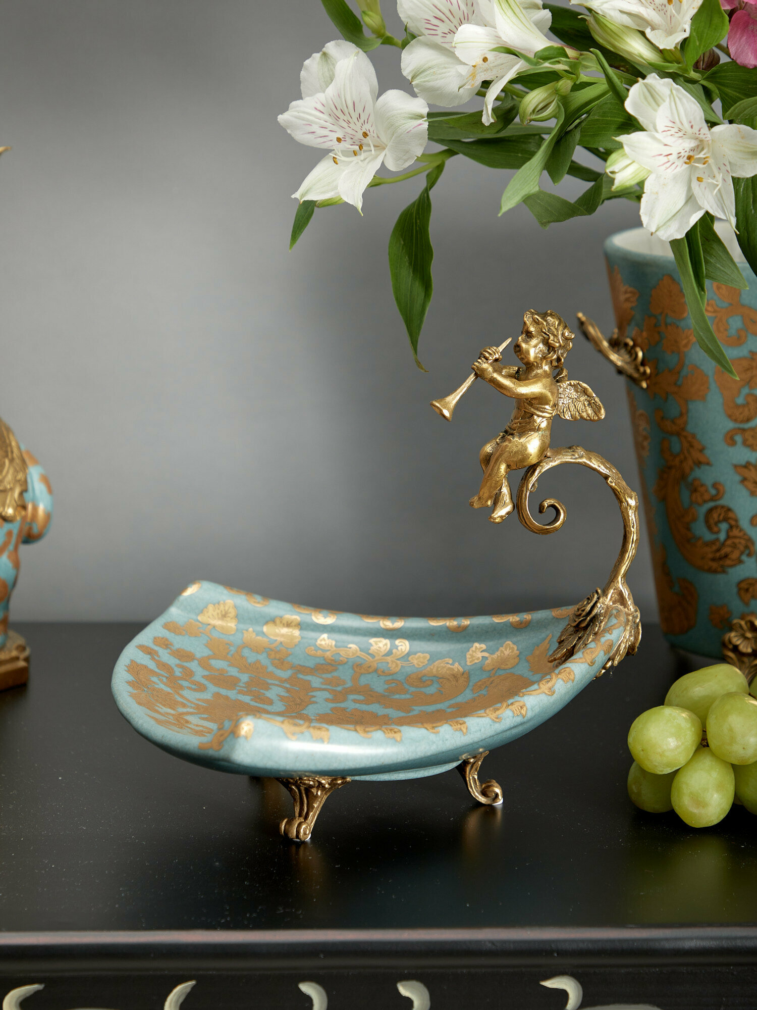 31G2195/C925HC/NB4199 Блюдо с ангелом 21x20x20см, Фарфор, бронза, Glasar