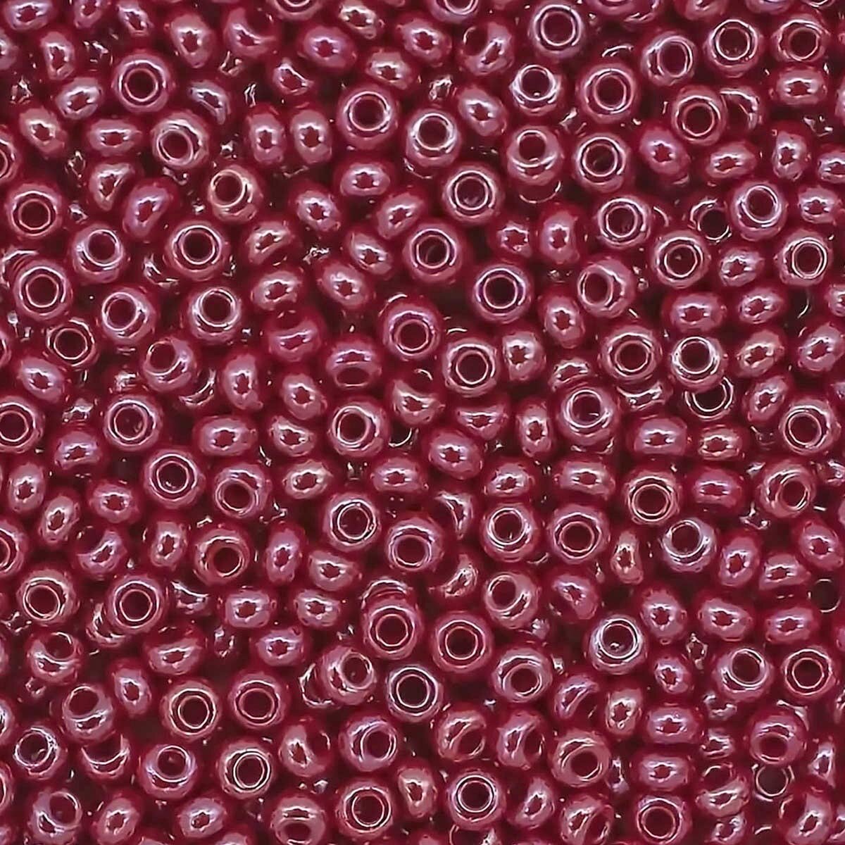 Бисер Preciosa 98210 непрозрачный бордовый перламутровый (10/0) 2.3 мм, 5 г, цена за 2 уп.