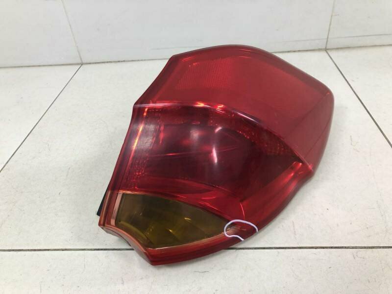 Фонарь задний наружный правый Kia Ceed JD 2012-2018 кат.номер: 92402A2000