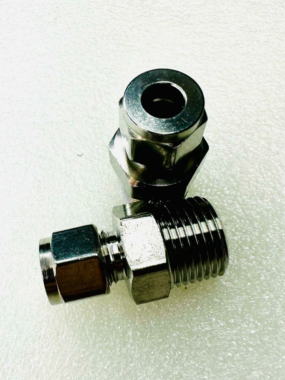 Переходник 1/2 (наружная резьба) - обжимное соединение 8мм (2 шт. в комплекте)