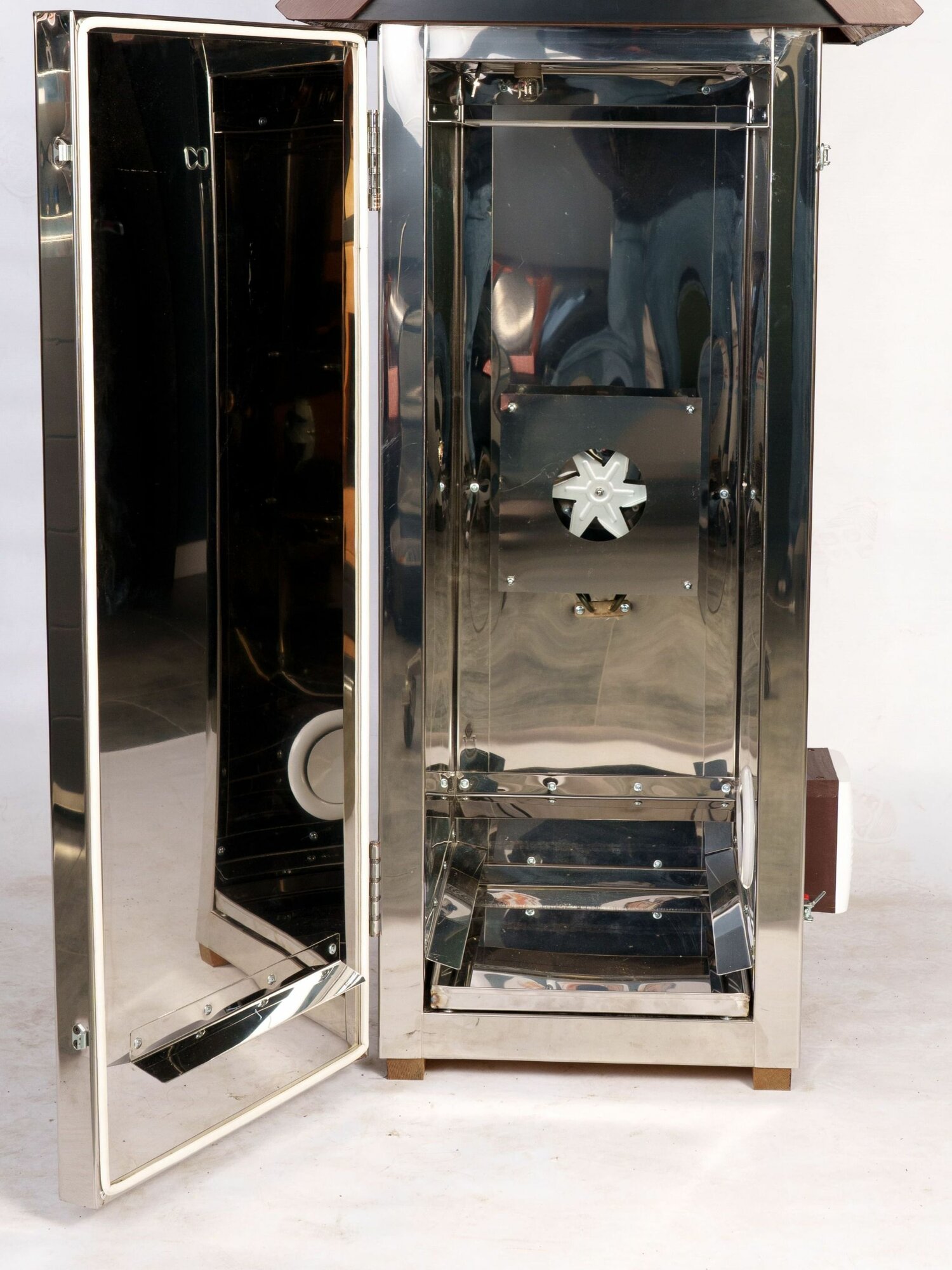 Коптильня 5 в 1 с дымогенератором и парогенератором: холодное и горячее копчение, сушка и подвяливание, 200 л