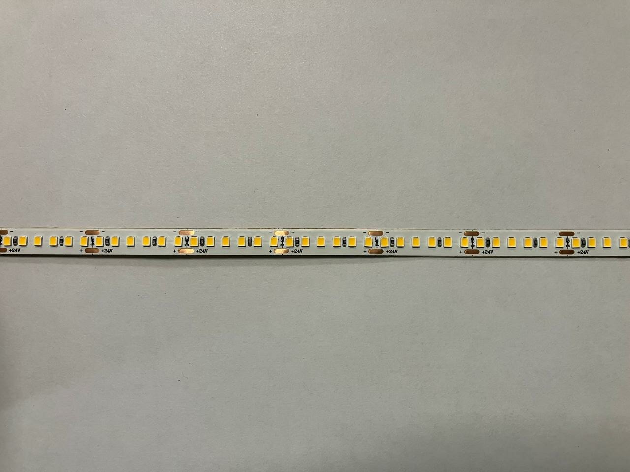 Светодиодная лента interiorlight PRO pro2835-14W-4000K-180led