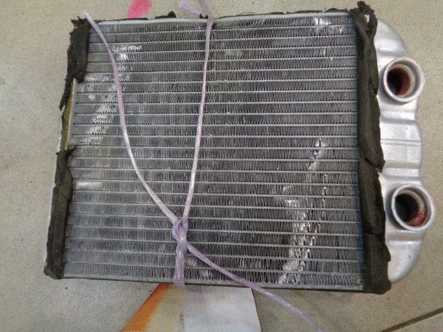 Радиатор отопителя от Volkswagen Touareg 2002-2010
