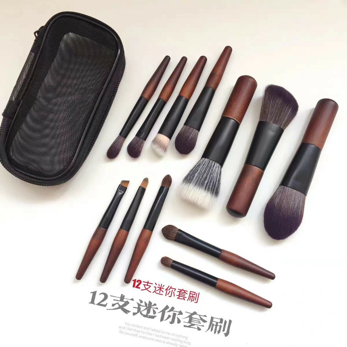 Набор мини-кистей для макияжа Cangzhou, портативные кисти с короткой ручкой, шерстяные кисти для теней, кисти для точечного нанесения, дорожные косметические инструменты, оптовая продажа