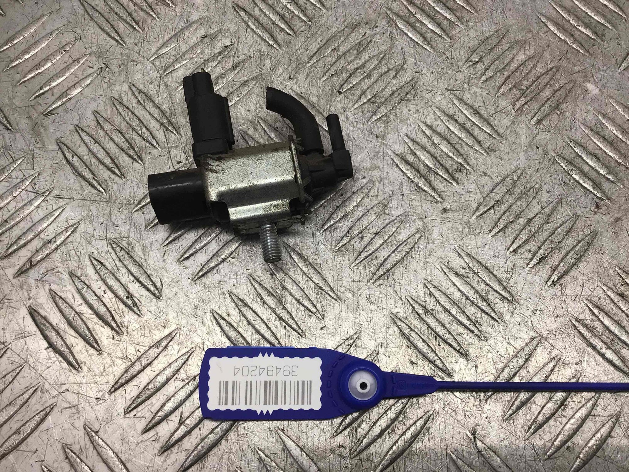 Б/У Клапан электромагнитный Ford Focus 2 поколение (2005-2008) 2007 г.