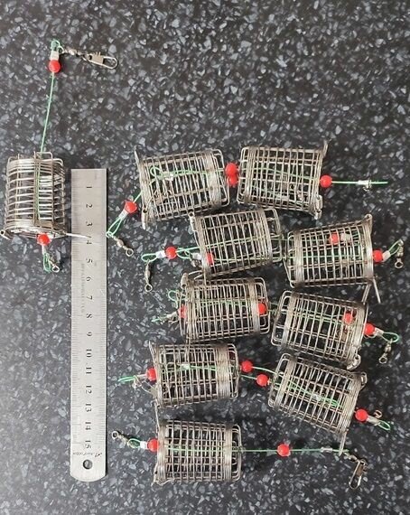 Кормушки для донной ловли с крышкой размер мал 10 шт