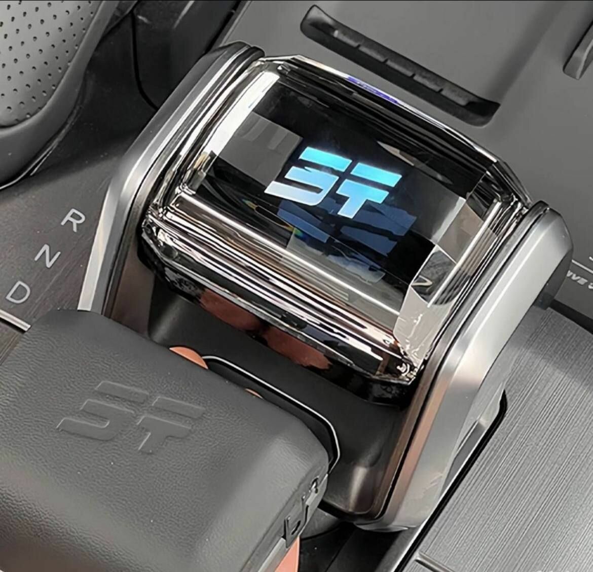 JETOUR T2 Светящаяся ручка АКПП хрустальная / Тюнинг JETOUR T2 / Ручка с подсветкой