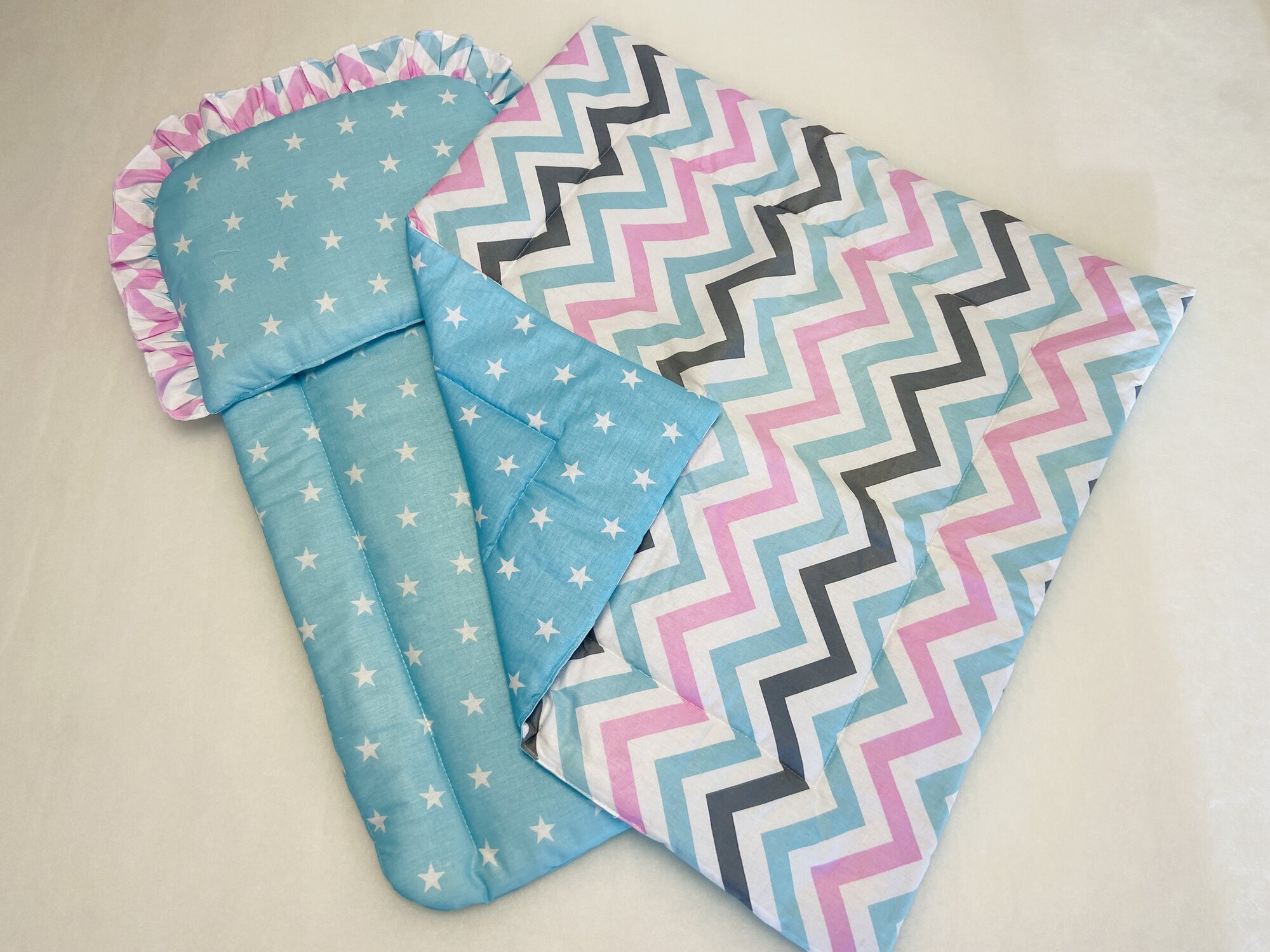 Комплект в коляску LOVELYFAMILY 3в1 бирюзовые звезды+зигзаг