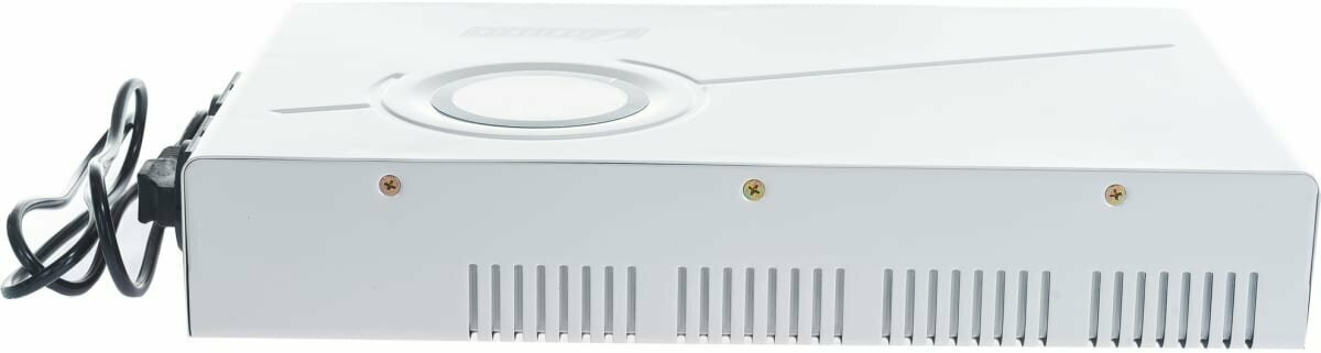 ИБП Powerman Smart 500 INV, линейно-интерактивный, 500 ВА/300 Вт, многоуровневая защита, индикация, белый — фото 1