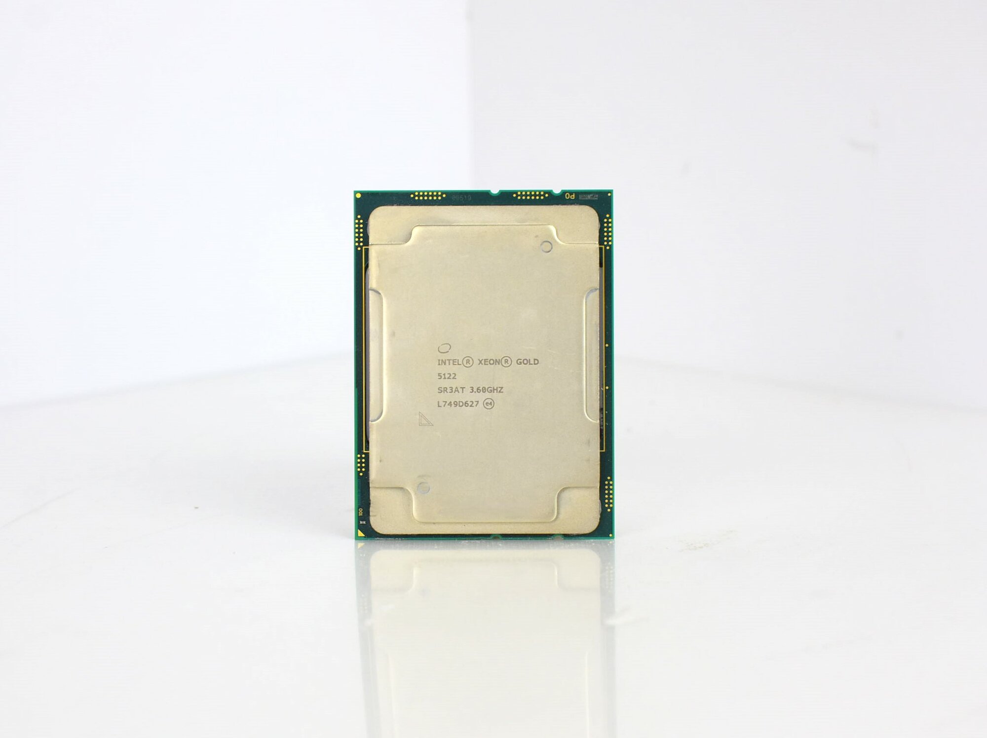 Процессор Intel Xeon Gold 5122, 16.5 MB Cache, 3,6 Ghz, 4 Core, FCLGA3647 OEM