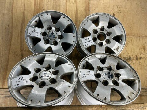 Диски литые Mitsubishi Б/У 7*R16 PCD 6*139 DIA 66.5 ET 45 (3150d)