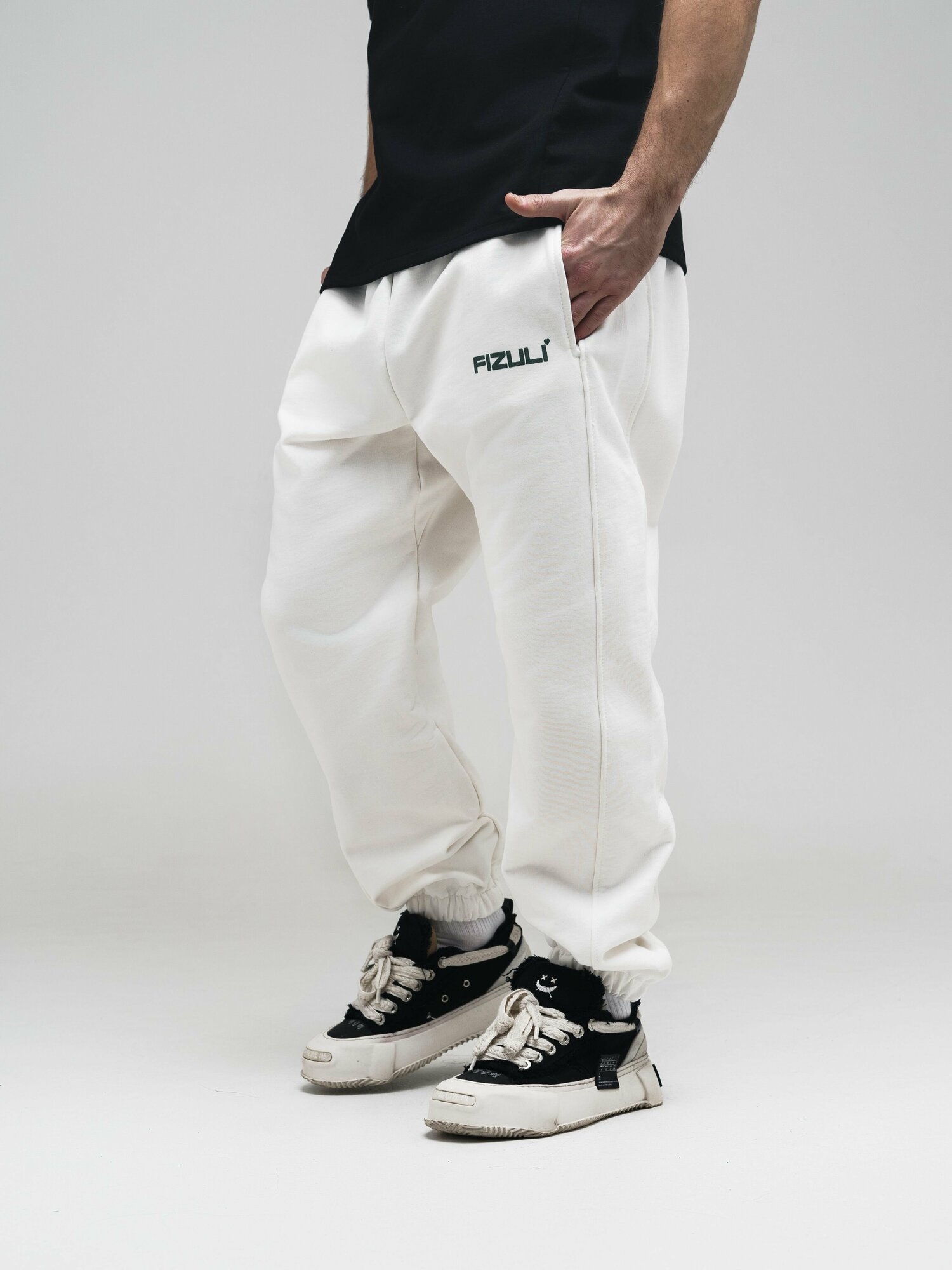 Брюки спортивные OVERSIZE