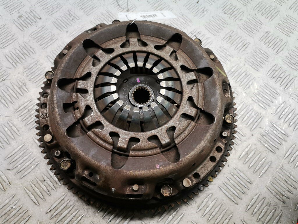 Маховик (демпфер сцепления) Toyota Yaris 1 134050J010 арт. 2000161