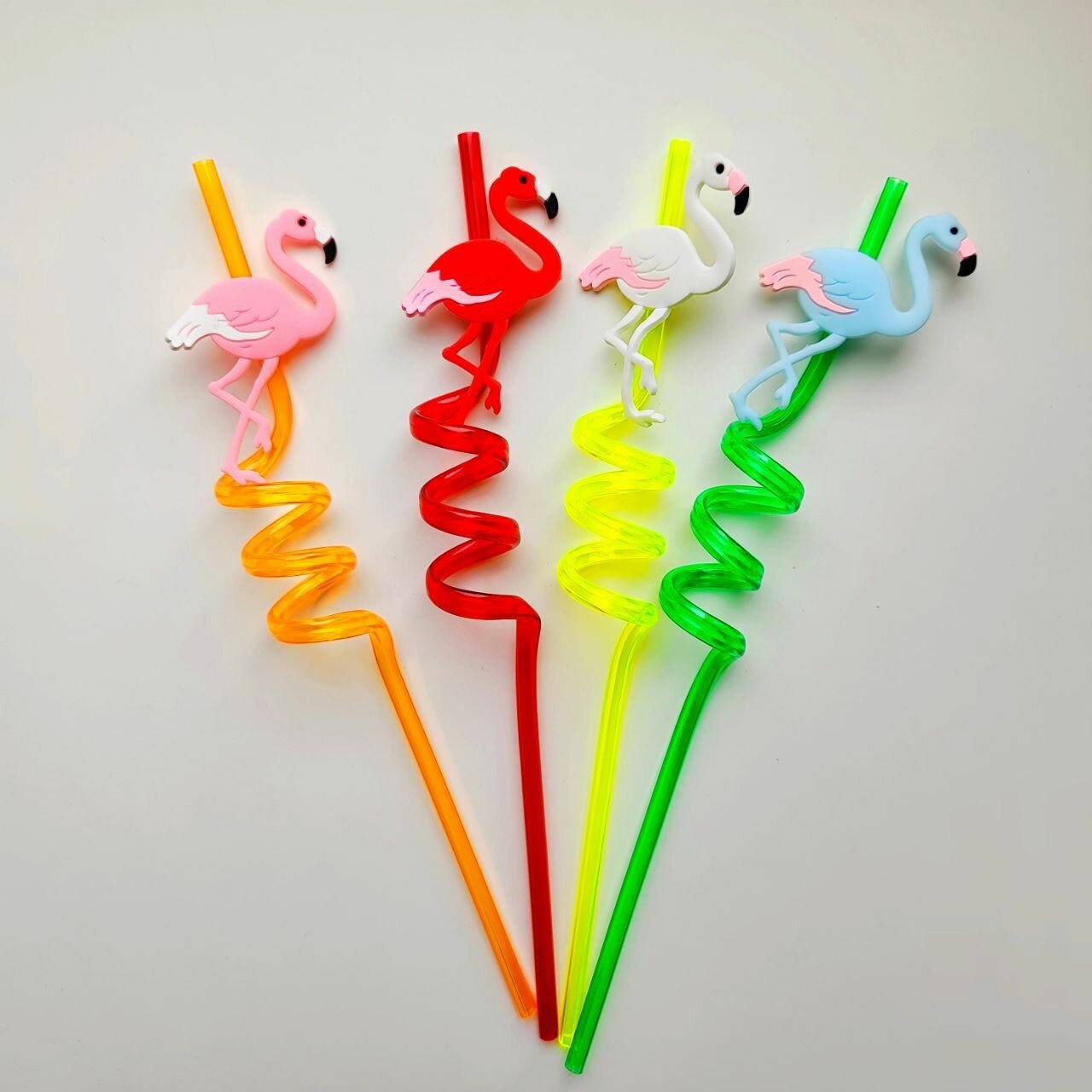 Набор трубочек для коктейлей и напитков. Фламинго. Разноцветные, 4 шт.