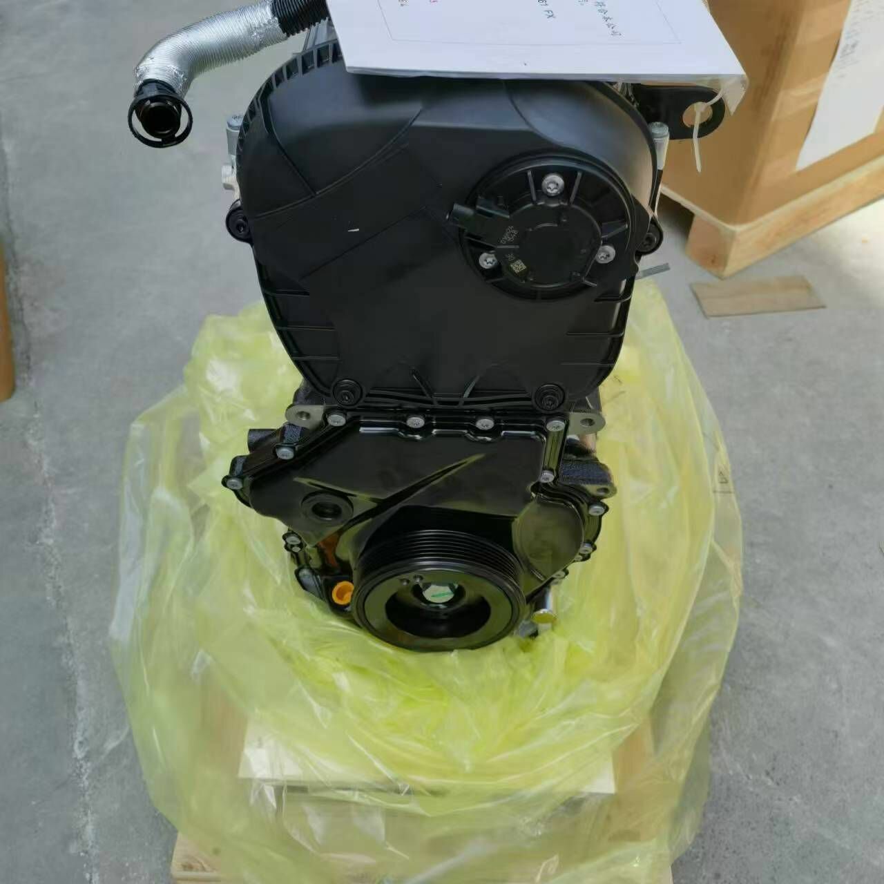 Двигатель Ауди Фольксваген CCZA новый оригинал завод faw