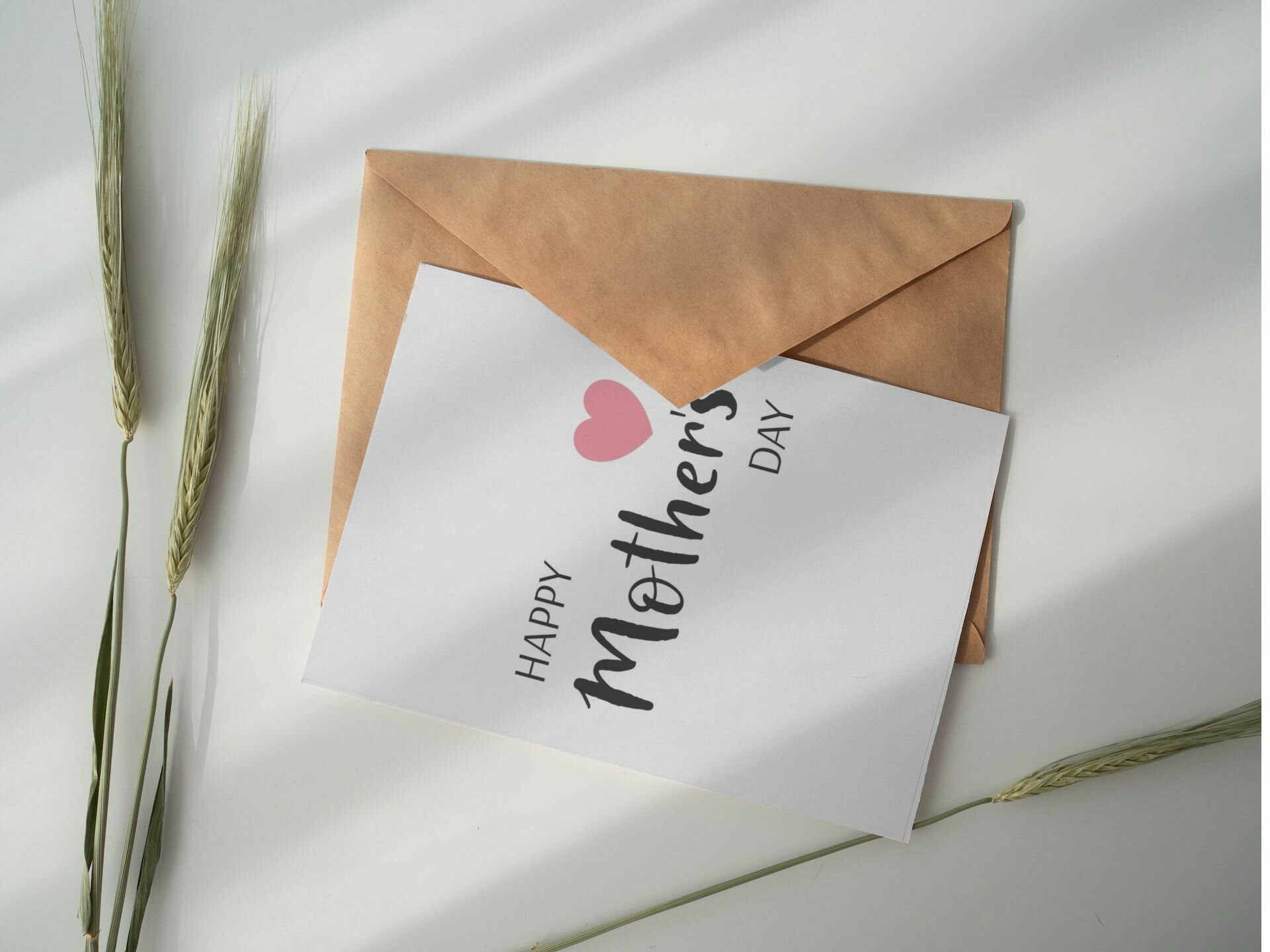 Открытка "Для мамы" с конвертом, фабричное производство, картон, 10.5 см x 14.8 см