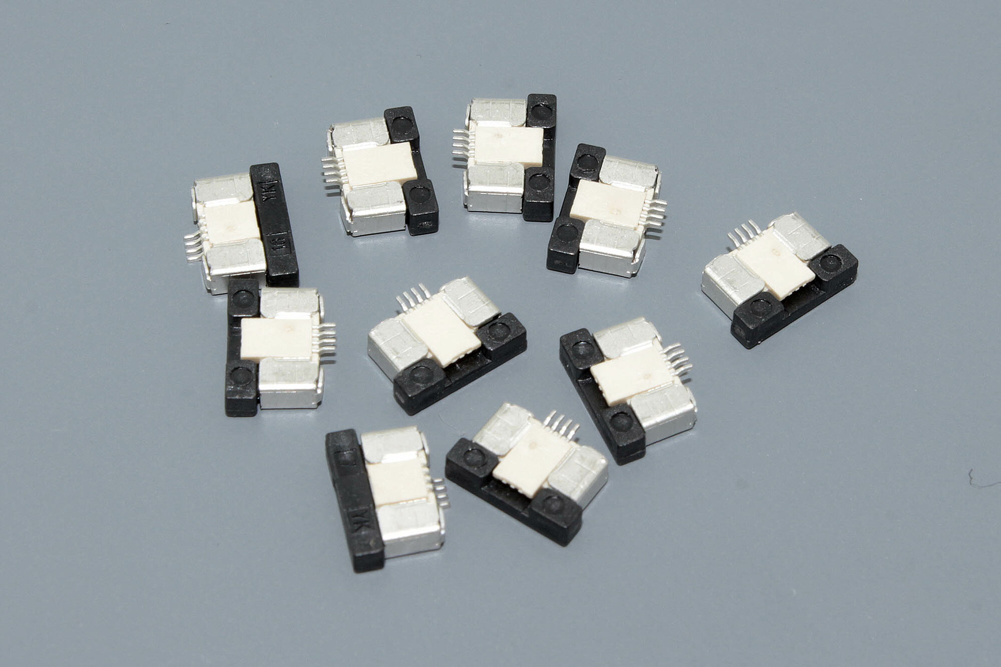 Разъем FPC Half Coverage Bottom Contact 0.5K-BX-4PWB 4 pin высота 2мм шаг 0,5мм 10 шт