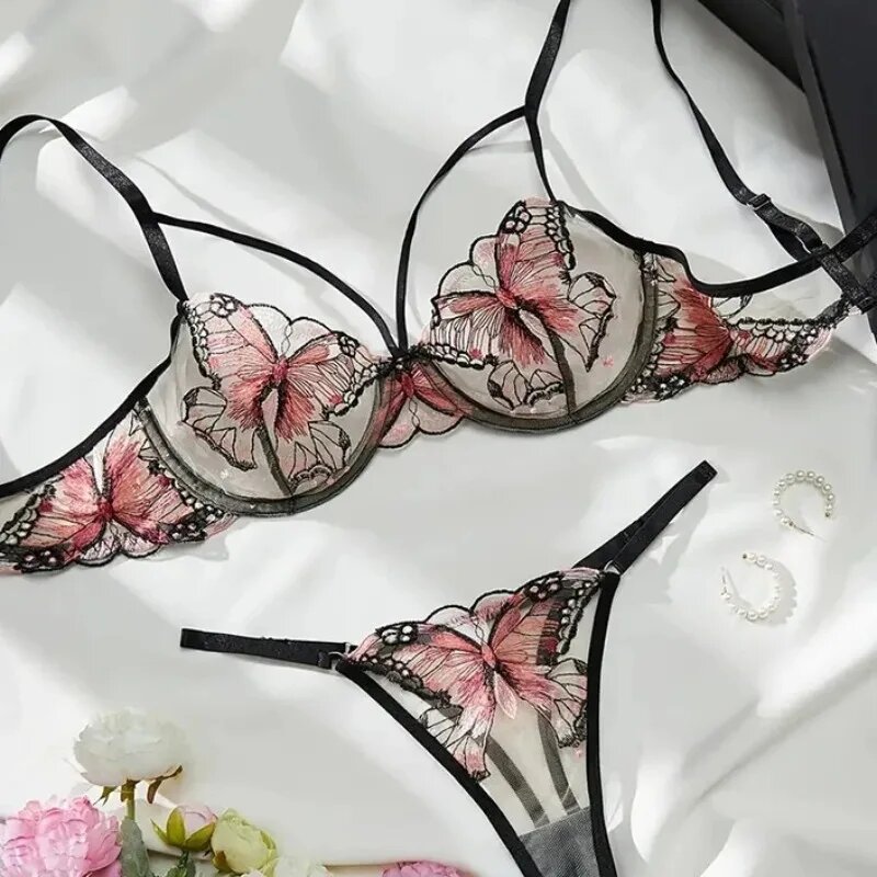 Комплект нижнего белья