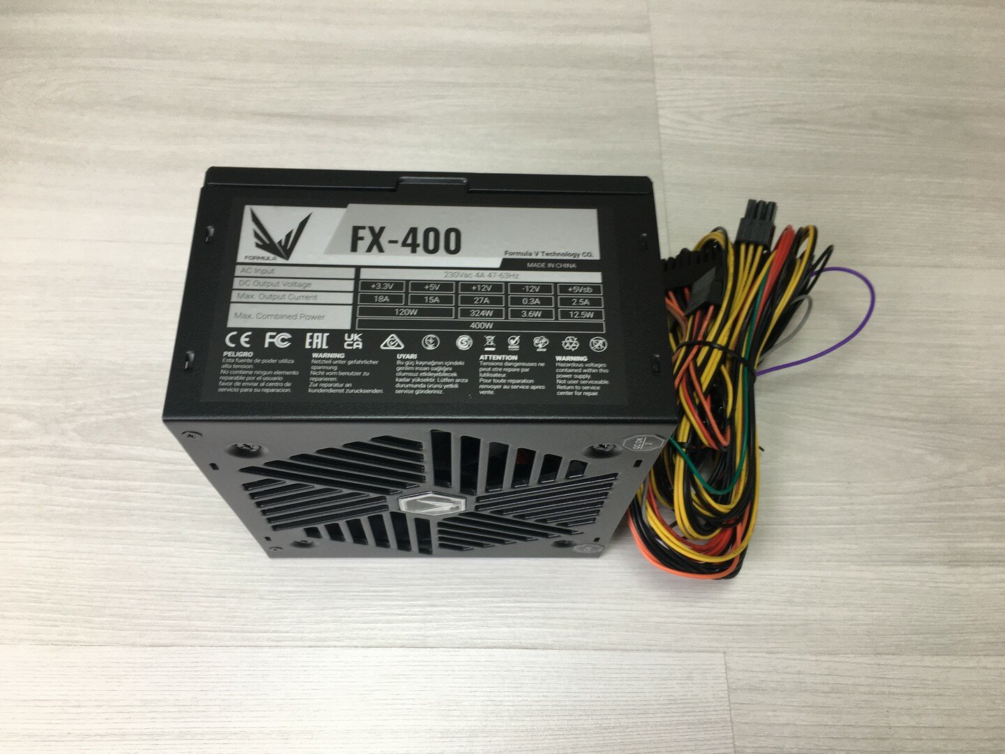 Блок питания AeroCool FX-400 400W ATX 12v2.3 12cm Fan