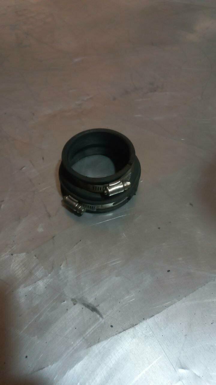 Патрубок воздушного фильтра Chrysler Voyager 4 2003 4861515AA