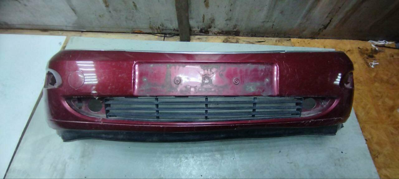 Бампер передний Ford Focus (1998 - 2001)